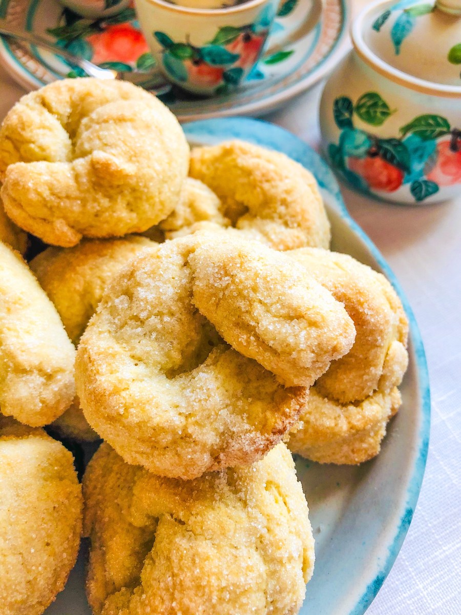 Sweet Italian Taralli – Sara’s Baking Blog